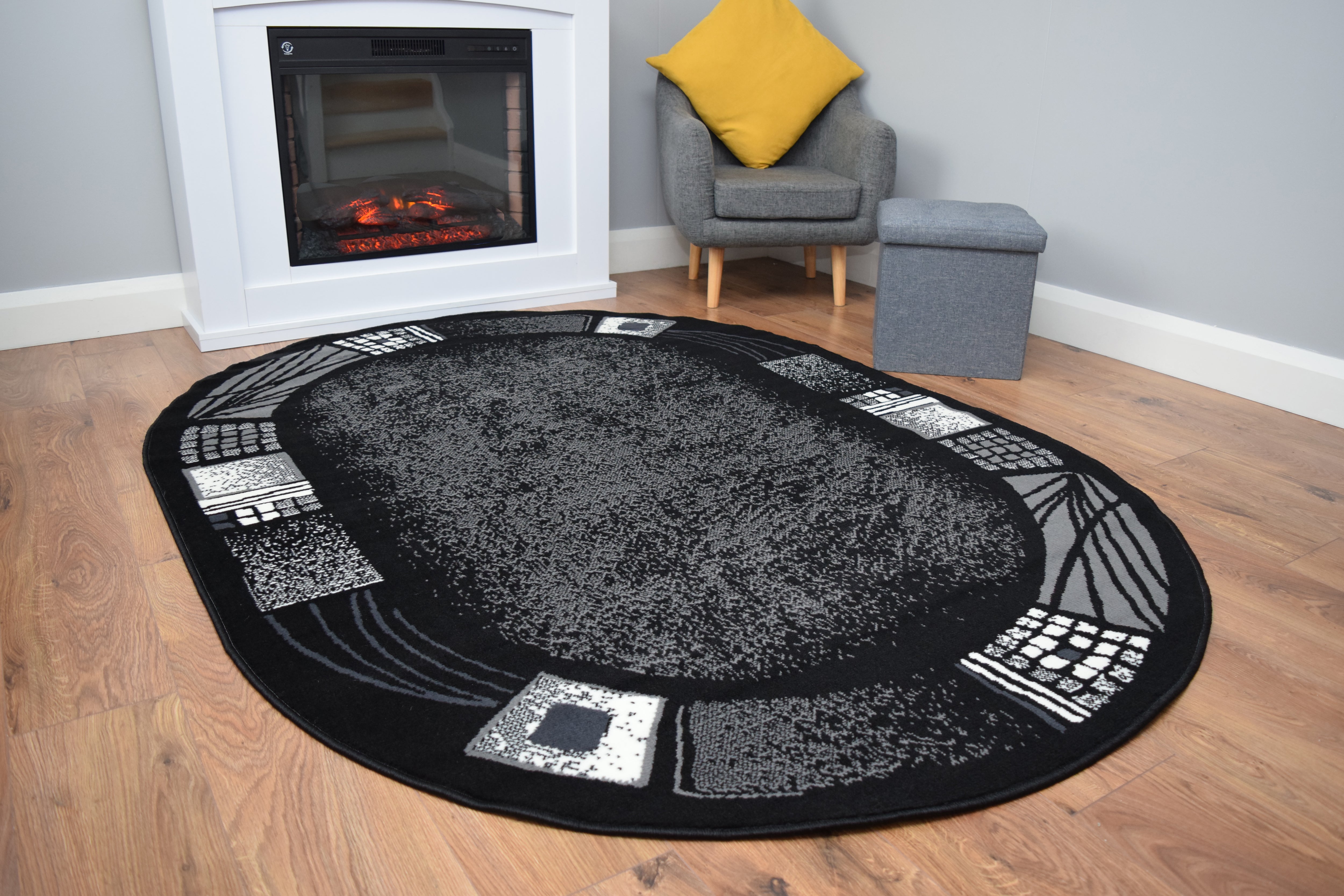 Luna Rug - Oval Range - Borders Black – SuperRugStore